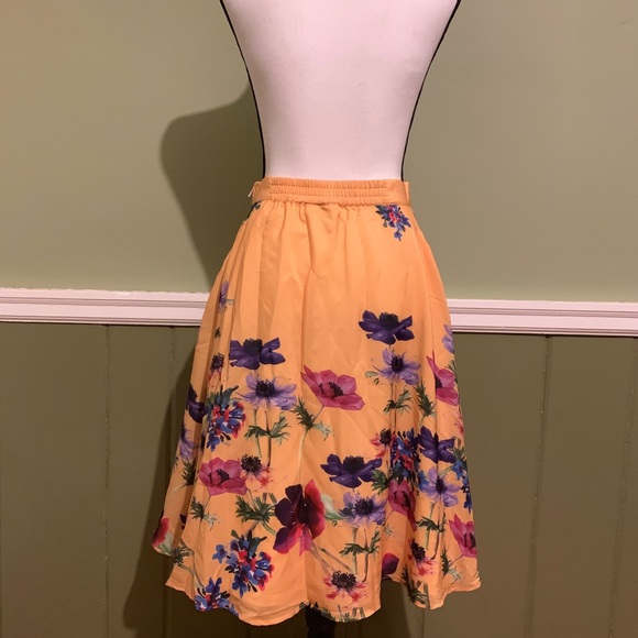 Modcloth | Skirts | Skirt | Poshmark